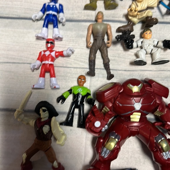 Toys | Lot Of 29 Random Action Figures | Poshmark
